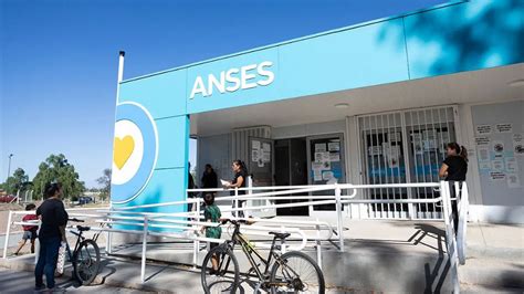 ANSES confirmó quiénes no van a cobrar el bono de 70 000 en noviembre 2024