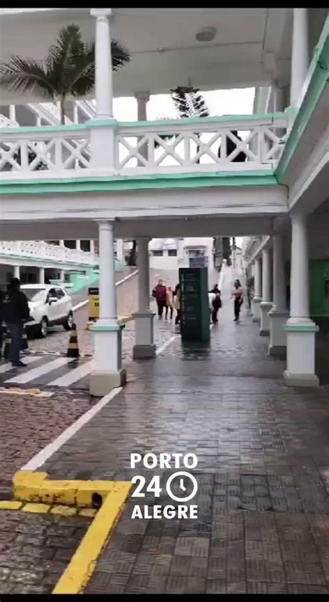 Porto Alegre 24 Horas on Twitter Uma briga aconteceu no Cemitério