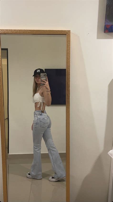 Pin de 𝓪𝓶𝓮𝓵𝓲𝓪 en Dafnne JM Moda de ropa Outfits basicos Ropa de moda