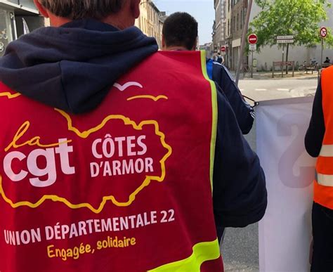 Un appel à manifester contre laustérité devant la gare de Lamballe ce