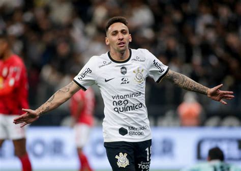Confira N Meros De R Ger Guedes Desde Que Assumiu A Camisa Do