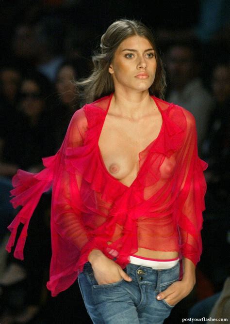 Catwalk Oops Naked And Nude In Public Pictures