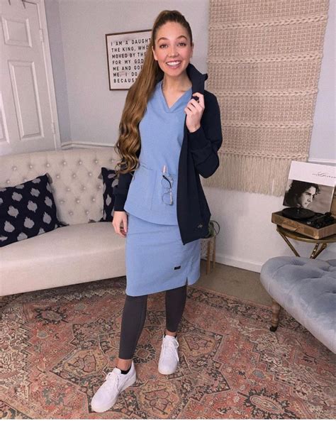 Nursing Scrubs Outfits Cute Nursing Scrubs Nurse Outfit Scrubs