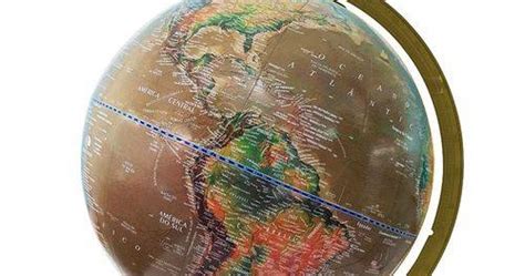 GEOGRAFIA Newton Almeida Globo Terrestre Físico e Histórico 30 cm
