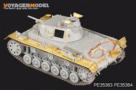 WWII German Pz KPfw III Ausf E F VOYAGER PE35363 Maquette English