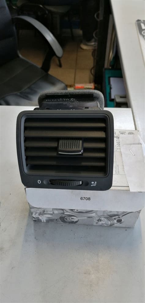 Nowa Kratka Nawiewu Powietrza VW GOLF V 8316403552 Oficjalne