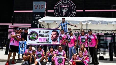 Lionel Messi Llega A Miami Para Cerrar Su Fichaje Con El Inter