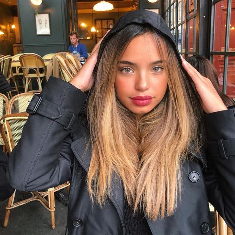 Instagram Post By Paola Locatelli • Dec 4 2018 At 137pm Utc Pretty Hairstyles Straight