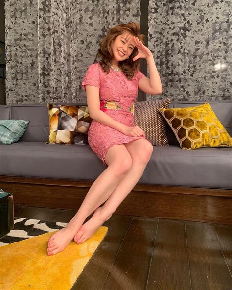 The Naked Director Những bóng hồng hot nhất series phim ELLE Man