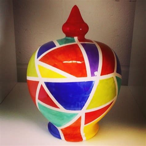 45 Beautiful Pottery Painting Ideas For Beginners