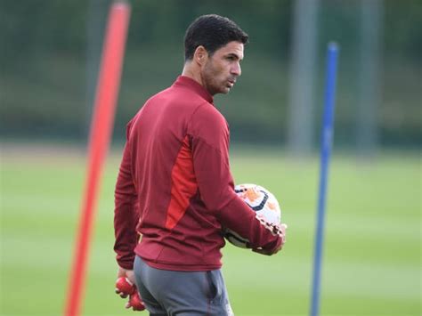 Mikel Arteta Respons Kritik Terhadap Perekrutan David Raya Liga Olahraga