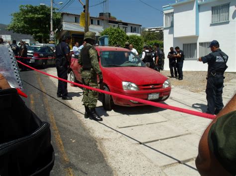 Guerrero En Vivo Localizan Bolsas Con Restos Humanos En Camioneta