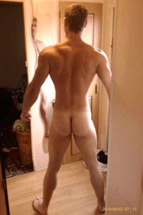 Male Nudity Locker
