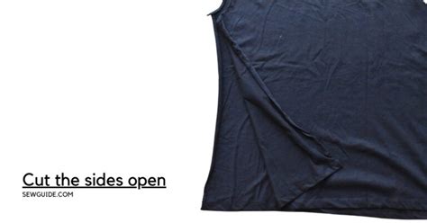 Make A T Shirt Fit How To Re Shape Your Oversized Baggy Tshirts