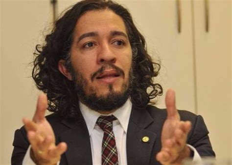 Filhos De Bolsonaro Devem Indenizar Jean Wyllys Ap S Fake News