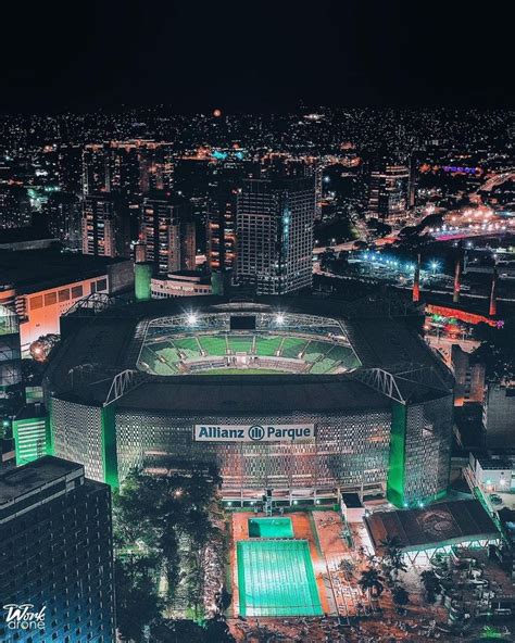 Pin de Jean Carlos em Salvamentos rápidos Parque Wallpaper palmeiras