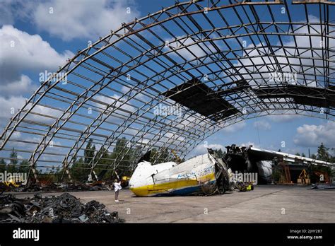 Los restos del avión de carga Antonov An 225 Mriya Dream el avión