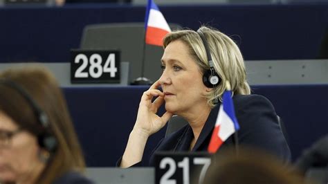 France procès requis pour Marine Le Pen cheffe du RN son père et 26