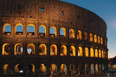 Symbols Of Rome 10 Most Famous Ancient Roman Symbols This Way To Italy