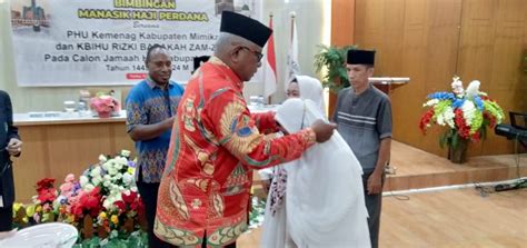 Wabup JR Buka Manasik Haji Perdana 2024 Timika Bisnis