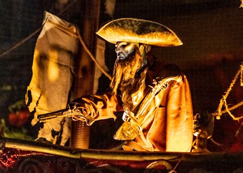 Le manège Pirates des Caraïbes de Disney était autrefois décoré de