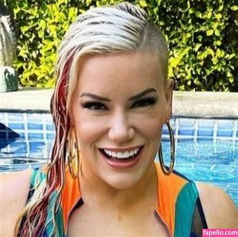 Taya Valkyrie Tayathegoddess Thetayavalkyrie Nude Leaked OnlyFans