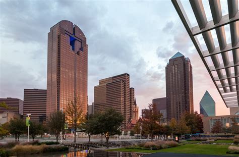 Qué ver y hacer en el centro de Dallas Bookineo