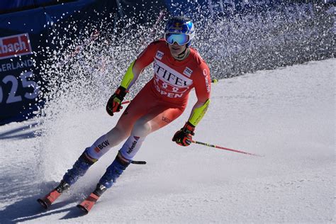 Ski alpin Odermatt s offre le premier géant d Aspen et un nouveau globe