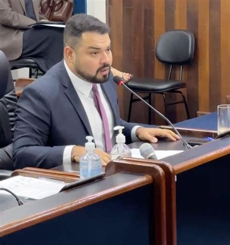 Câmara Municipal de Cabo Frio derruba veto da prefeita e aprova lei