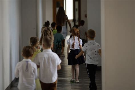 Academia Europa FM cu Marcel Bartic Profesori care schimbă viețile