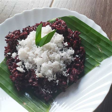 7 Kue Tradisional Khas Jawa Yang Disajikan Dengan Tampah