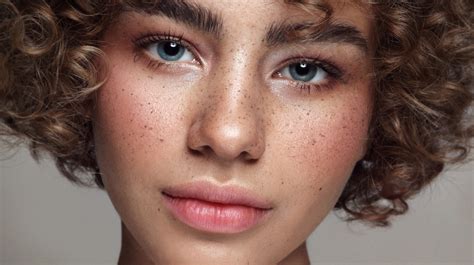 The Bronzers You Need For That Summer Sunkissed Look
