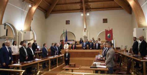 Consiglio regionale d Abruzzo sì all assestamento di bilancio nuovo