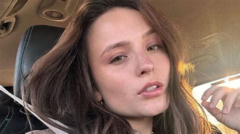 Larissa Manoela Exibe Silhueta Malhada Ao Renovar O Bronze Biqu Ni