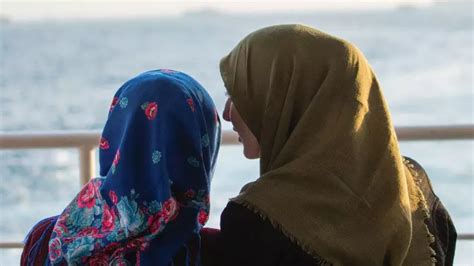 Adab Adab Berpakaian Dalam Syariat Islam NBRS Corp