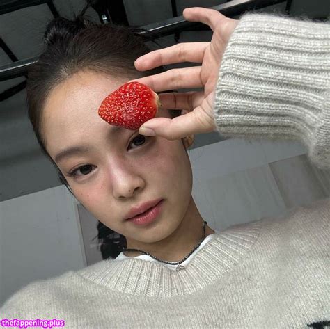 Blackpink Jennie Bl Kpi K Jennierubyjane Sheflieshigh Nude
