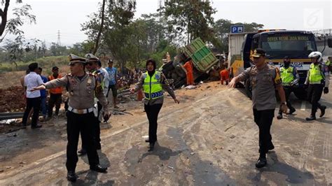 Kecelakaan Maut Tol Cipularang Disebabkan Rem Blong Otomotif Liputan6