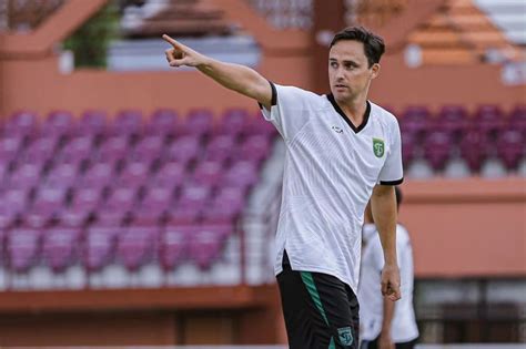 4 Fakta Paul Munster Juru Taktik Anyar Persebaya