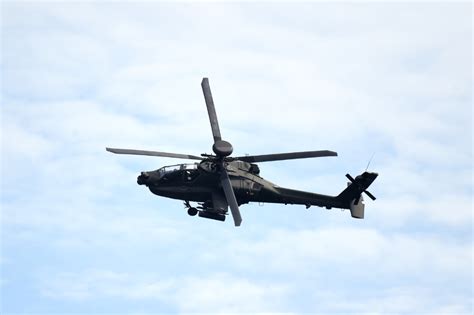 實彈操演圖輯戰機掩護戰車砲火猛攻摧敵 模擬戰況逼真 上報 焦點