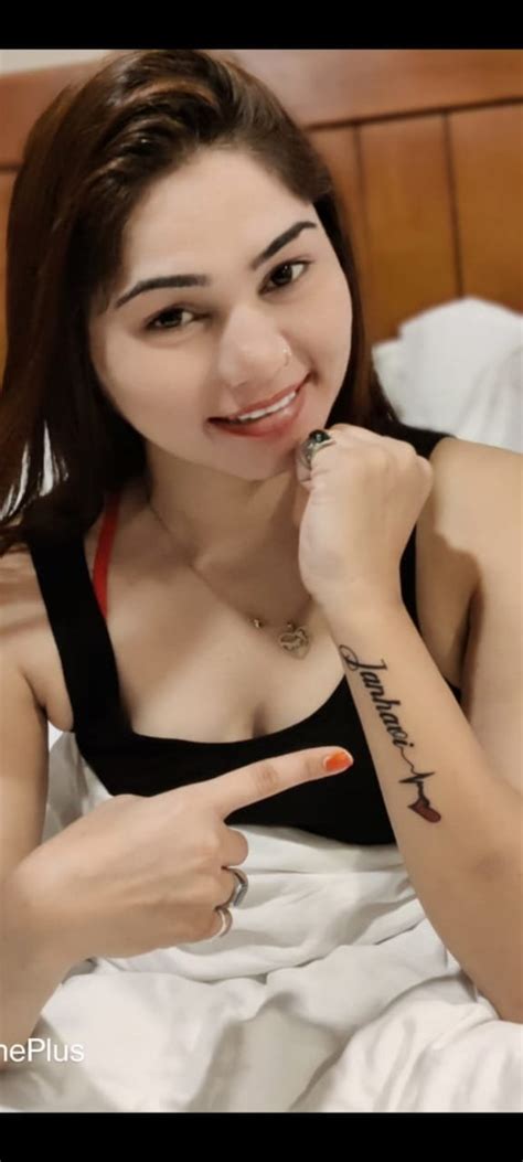 Mumbai BEST VIP HIGH PROFILE COLLEGE GIR Indian Escort In Navi Mumbai