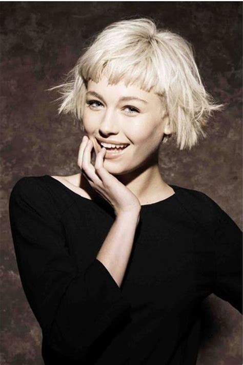 35 modèles de coiffure avec frange Sur cheveux courts ou longs