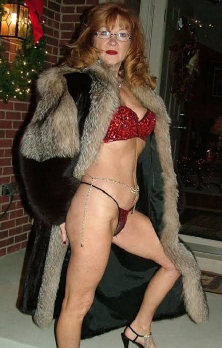 Mature In Fur Coat R Furporn