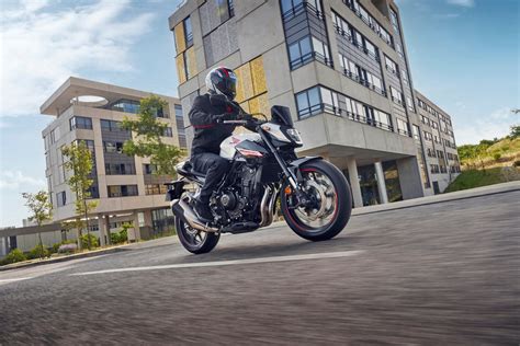 Honda CB500 Hornet 2024 Motore E Caratteristiche