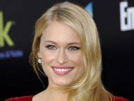 Naked Leven Rambin Added 07 19 2016 By KA