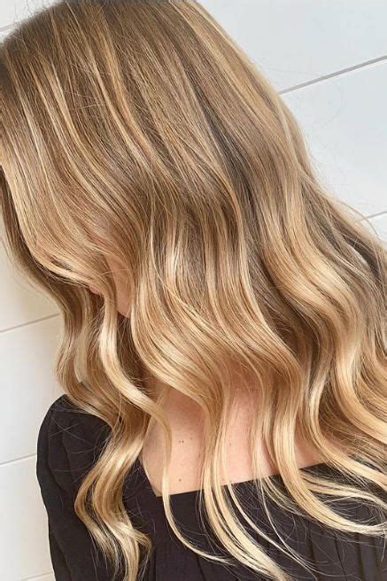 Wheat Blonde Is Every Indecisive Blonde S Perfect Hair Color For Fall