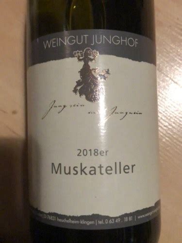 Weingut Junghof Muskateller Vivino Australia