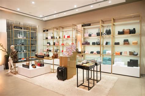 Aditya Birla Fashion And Retail Acquires TCNS Clothing Fashnfly
