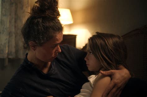 Critique 20 000 espèces dabeilles Cineuropa