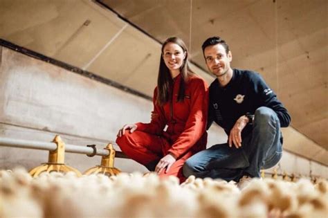 Pieter Serry En Zijn Vrouw Krijgen Er Kippen Bij En Gaan Ook