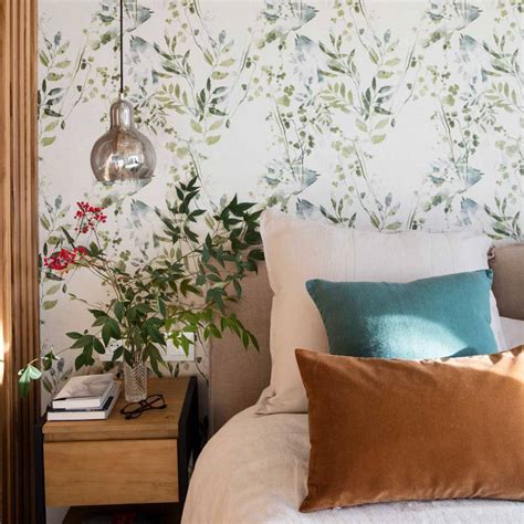 40 Dormitorios Con Papel Pintado En La Pared Del Cabecero